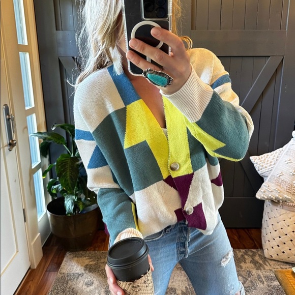 Shop_Fig | Sweaters | New Geometric Mod Print Cotton Knit Vneck Buitton ...